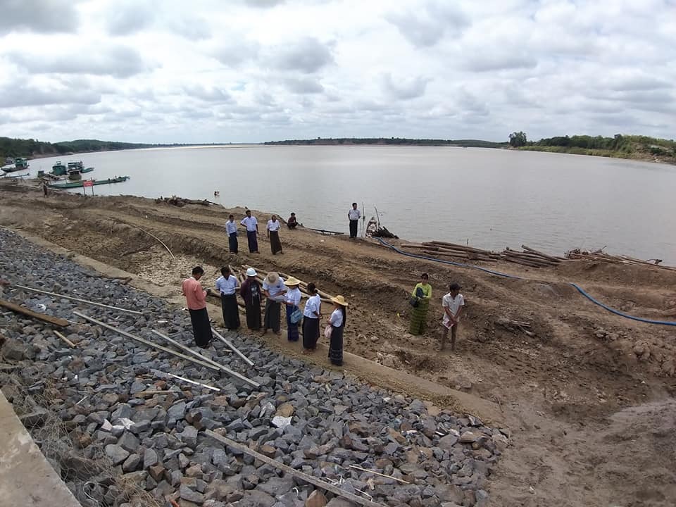 River bank retaining wall construction 75 percent completed in Butalin Tsp | Myanmar Digital News